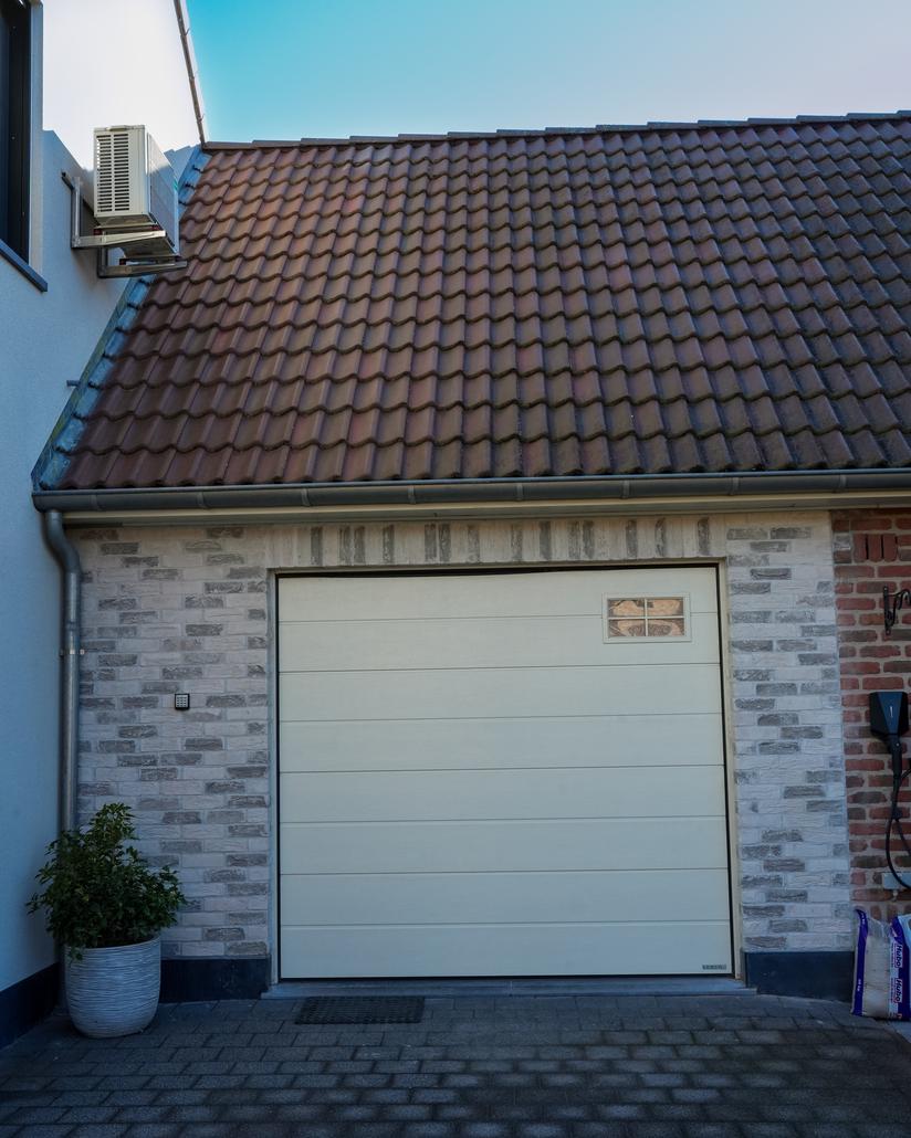 Gevelisolatie met spuitkurk in De Klinge | Cleys